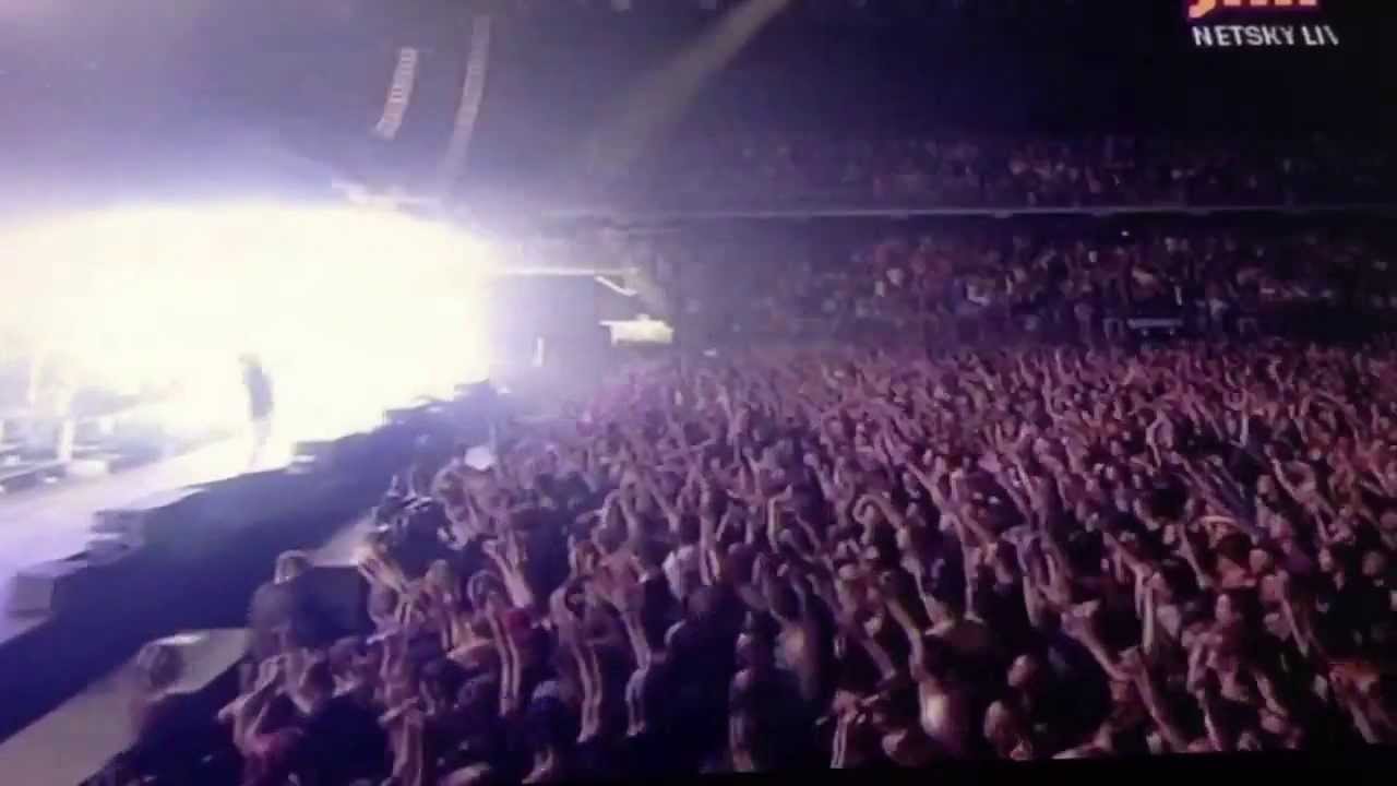 Netsky when i remember win live :) - YouTube