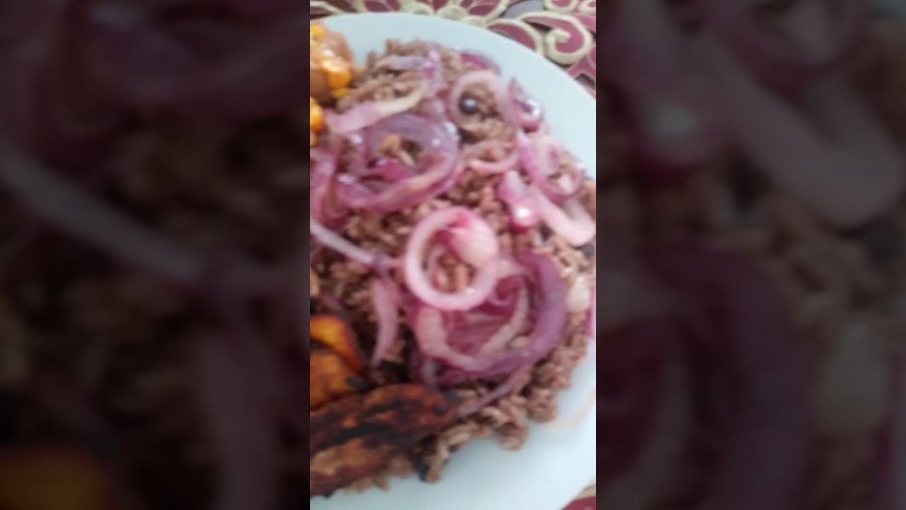 Moro negro. Encebollado - YouTube
