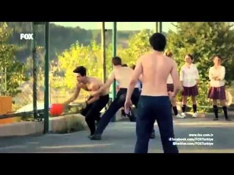 Sana bir sır vereceğim dünya küçük diyene kanma Original