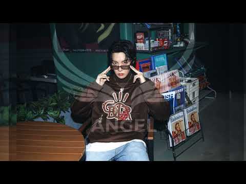 Crush Rush Hour (Feat. j-hope of BTS)[8D USE HEADPHONES]
