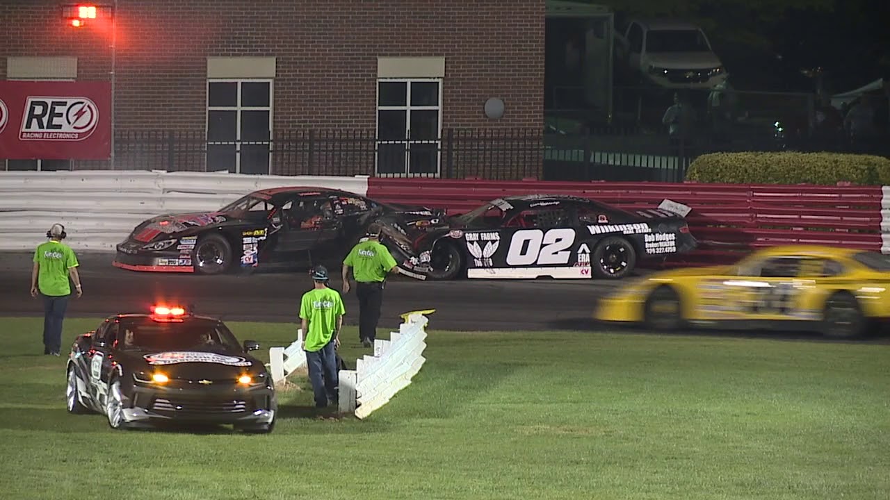 Bowman Gray Racing - Tommy Neal vs Derek Stoltz - YouTube