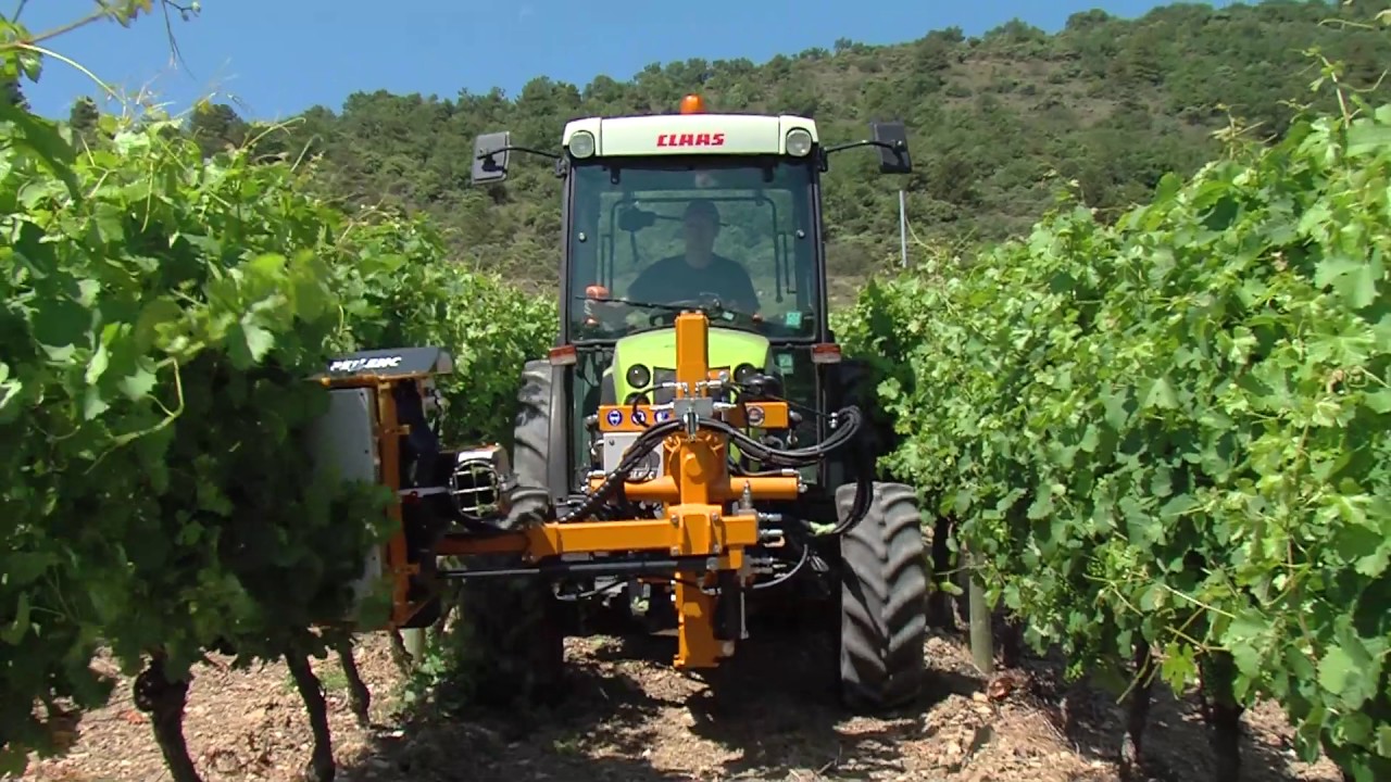 Deshojadora sobre tractor - YouTube