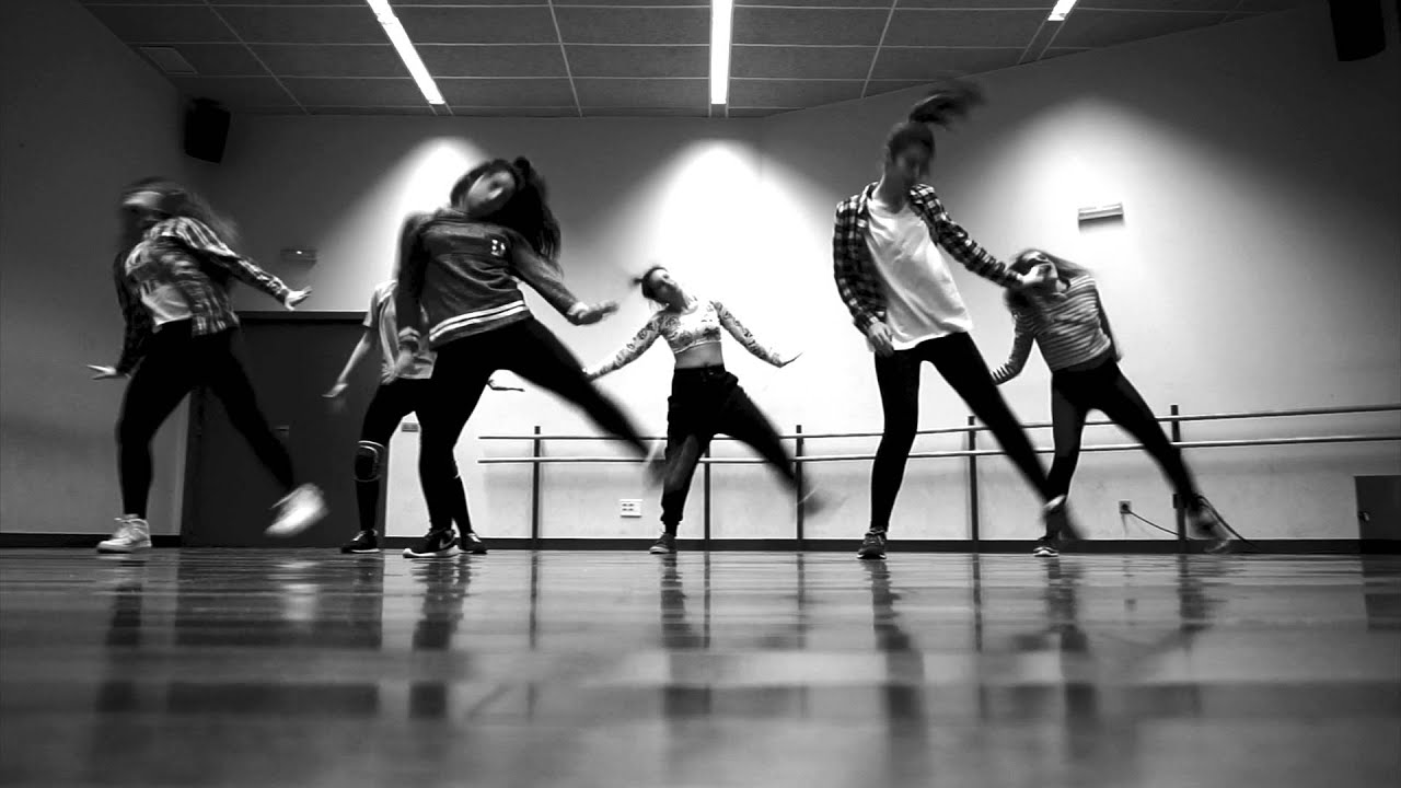 Gala Robles - Missy Elliott "WTF" - YouTube