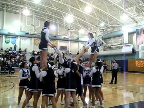 Wilsonville Winter Cheer Arabesque "Smilely" Pyramid - YouTube