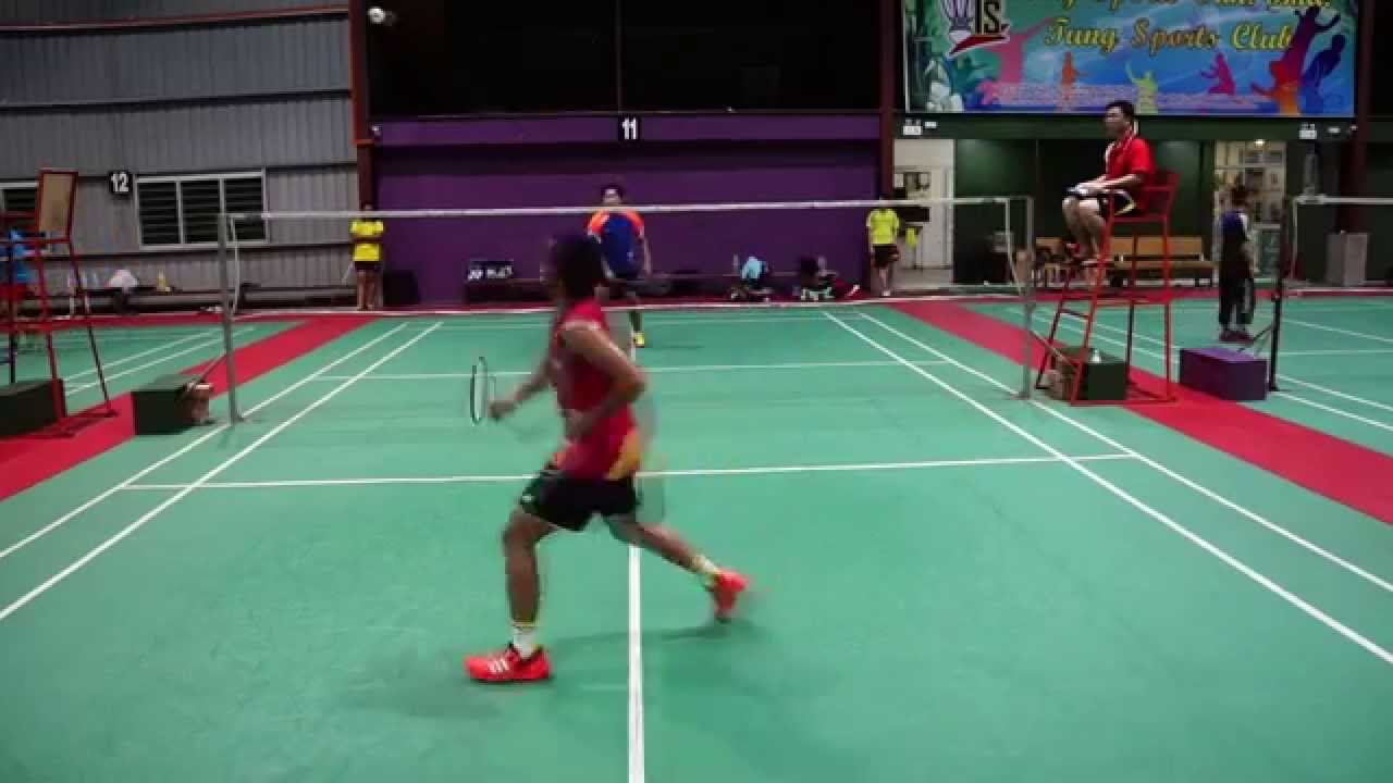 BKC Mini League Men's Single Badminton - Week 2 Match 1 - YouTube