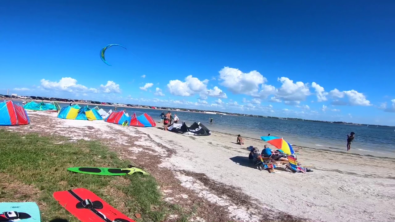 Tampa Bay’s Tarpon Springs Fred Howard Park Island Beach kiteboarding ...