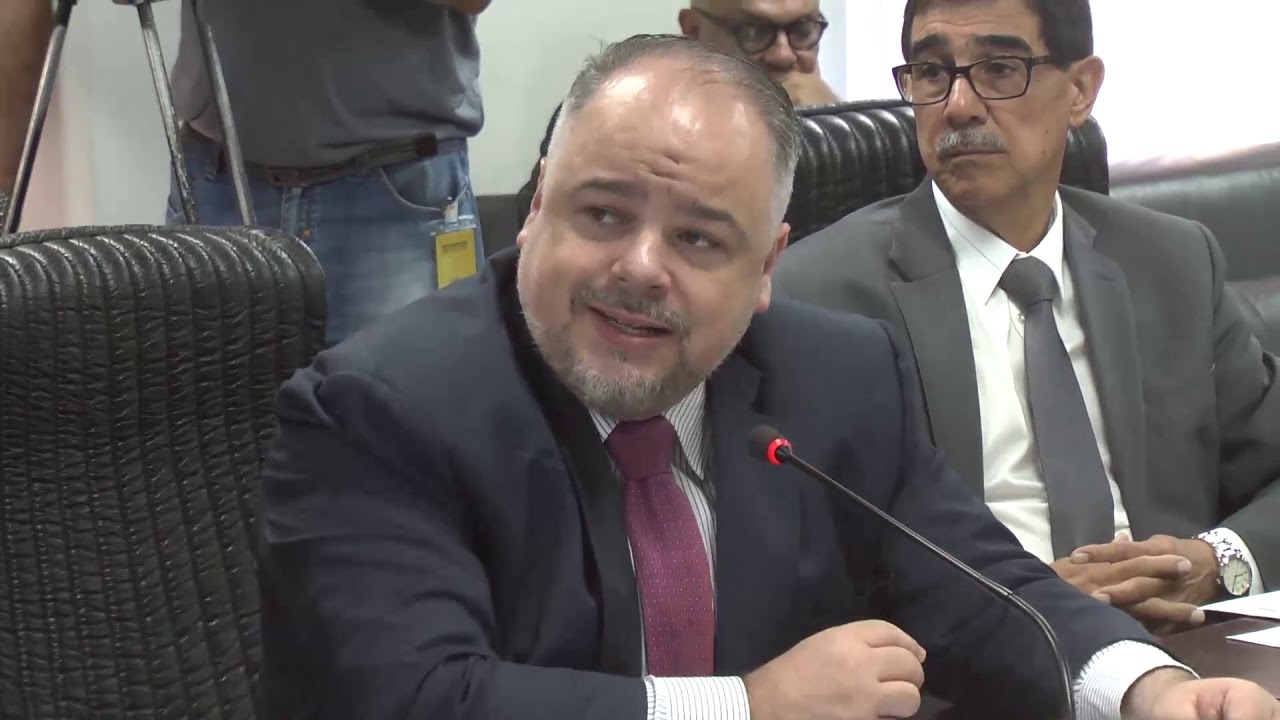 Dr. Lanfredi explica ao governador o Programa Justiça Presente - YouTube