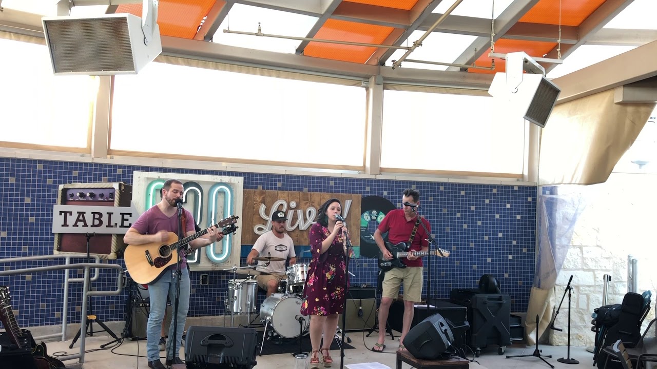 Bad Lucy Performs "Tearin Out The Walls" at Table 620 - YouTube