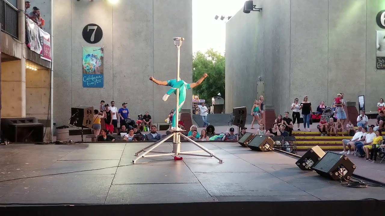 2018 California State Fair Chinese acrobat - YouTube