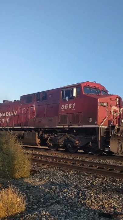 CP 601 West - YouTube