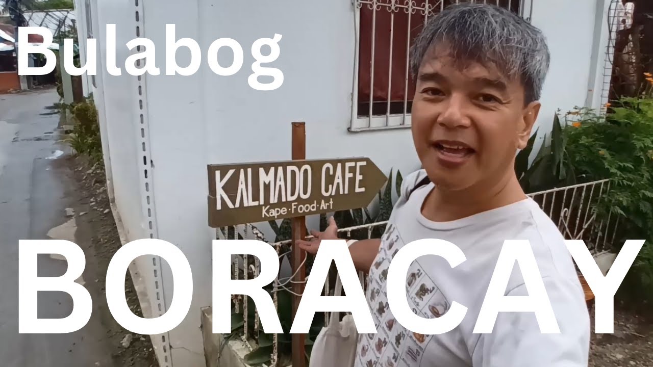 Ang Boracay eskinita ng The Lazy Dog at iba pang hotels na maliit ...