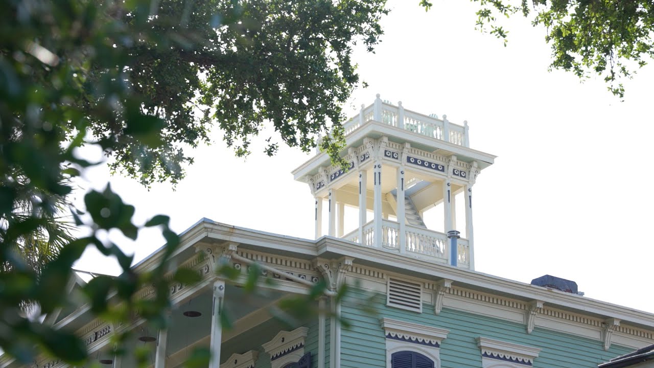 Summer Heat: The Anatomy of a Victorian Home - YouTube