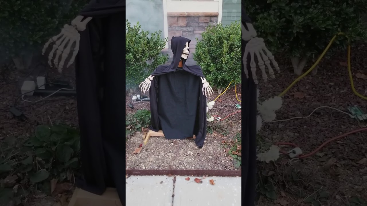 Skeleton Laugh for Halloween 2017 - YouTube