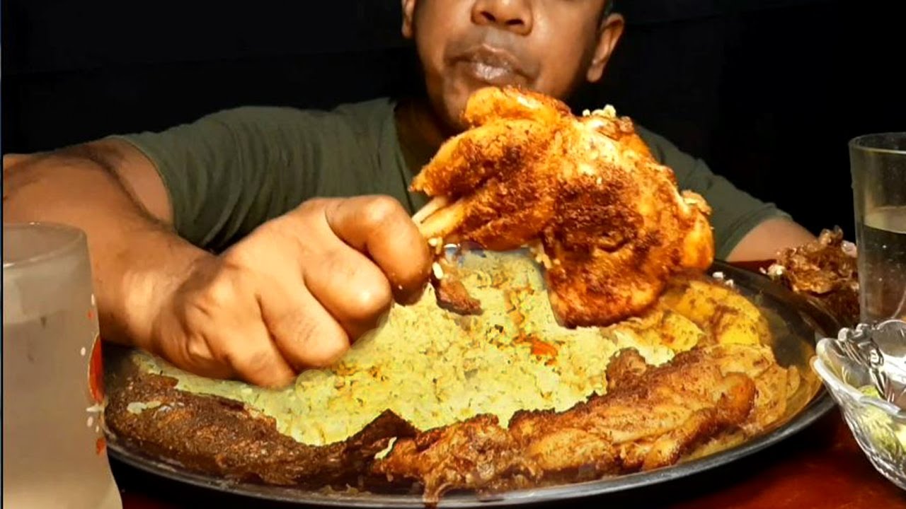 EATING CHICKEN, FISH, POTATO AND SPICY KHECURI MUKBANG SHOW - YouTube