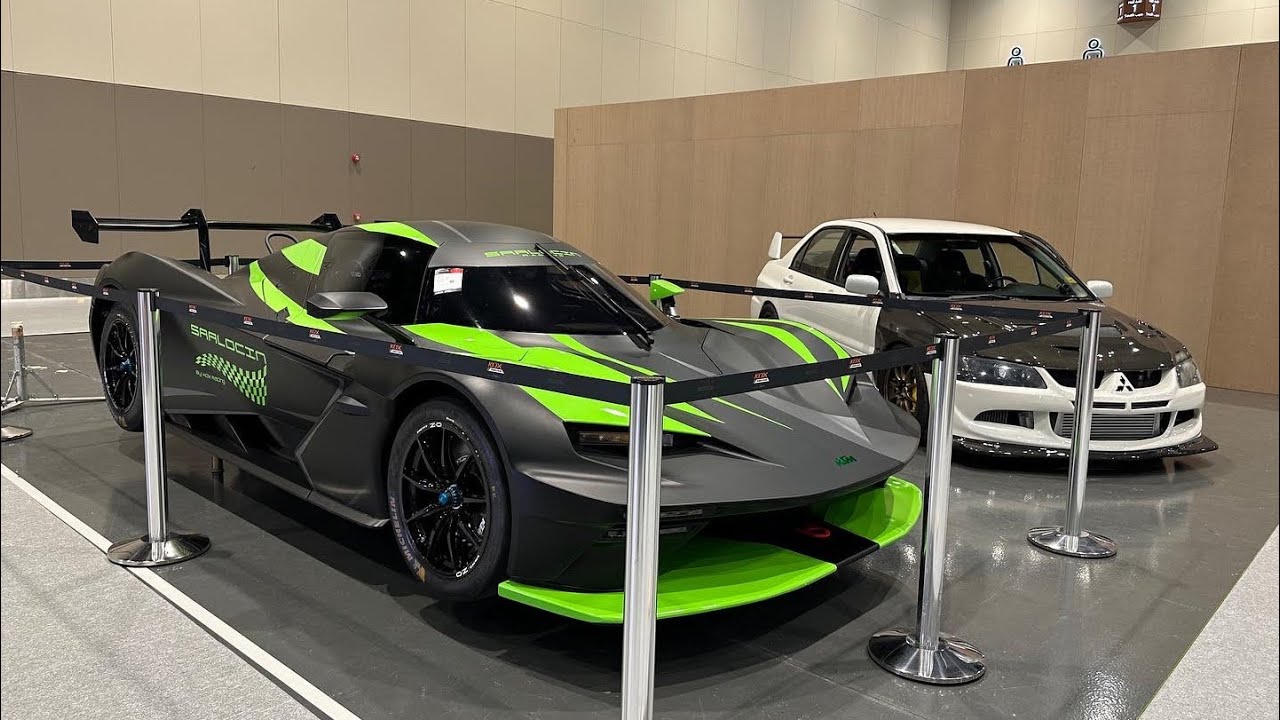 DUBAI DAY 2 | CUSTOM SHOW EMIRATES INGRESS - YouTube