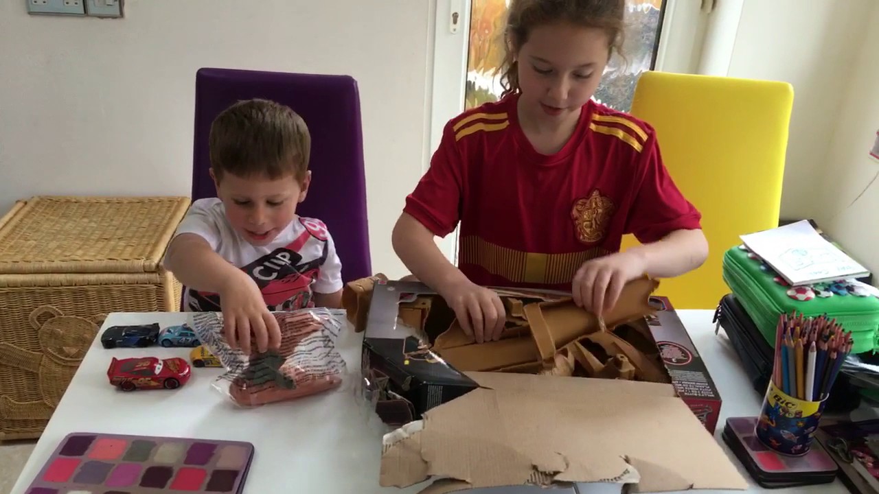 Noah gets a surprise Disney Cars 3 Willy's Bute Transforming Race Track ...
