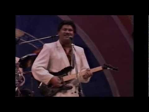 The Five Stars -Pua Samoa (Live) - YouTube