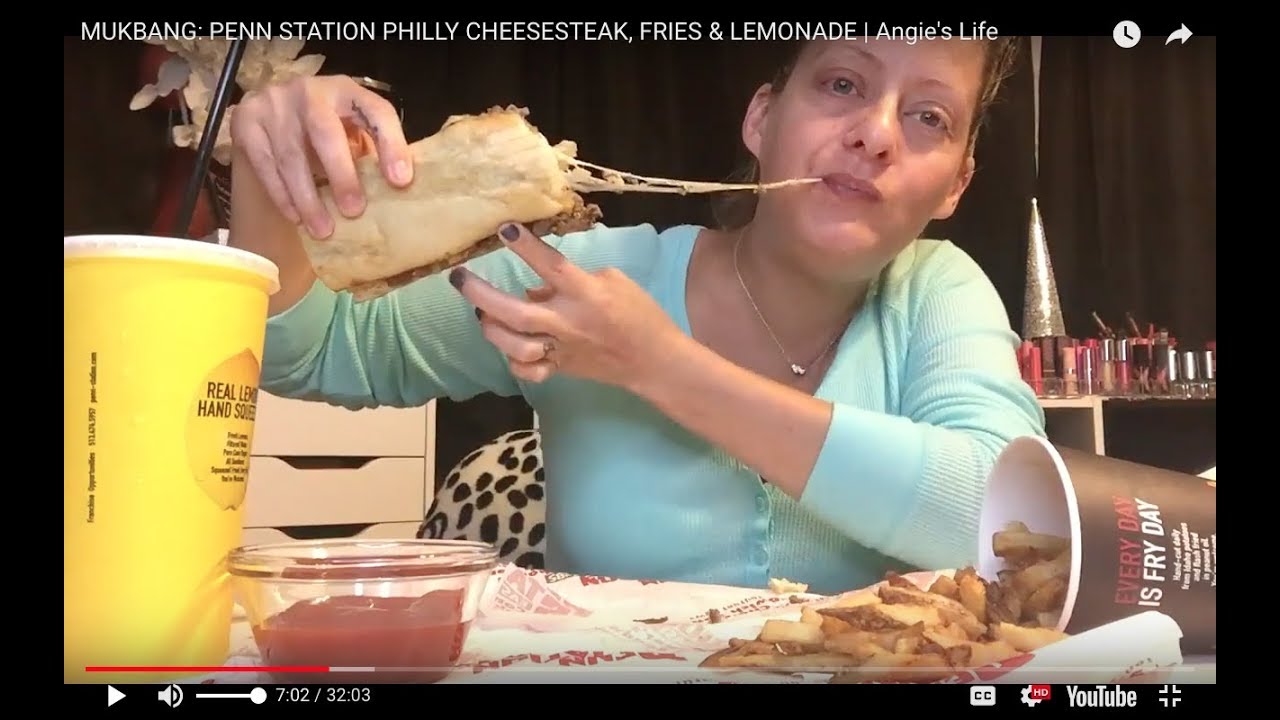EATING PENN STATION PHILLY CHEESESTEAK, FRIES & LEMONADE MUKBANG ...