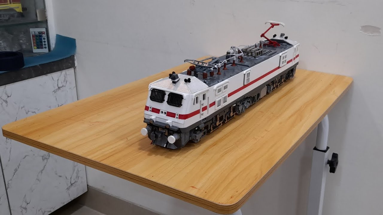 Miniature or Real? WAP-7 Model That Went VIRAL | Indian Railways Model ...