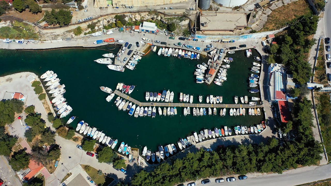 Το λιμανάκι του Κερατσινίου είναι ένας τόπος μαγικός! - YouTube