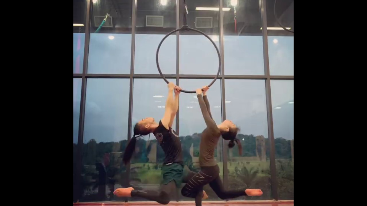 aerial duo hoop 1 minute combo - YouTube