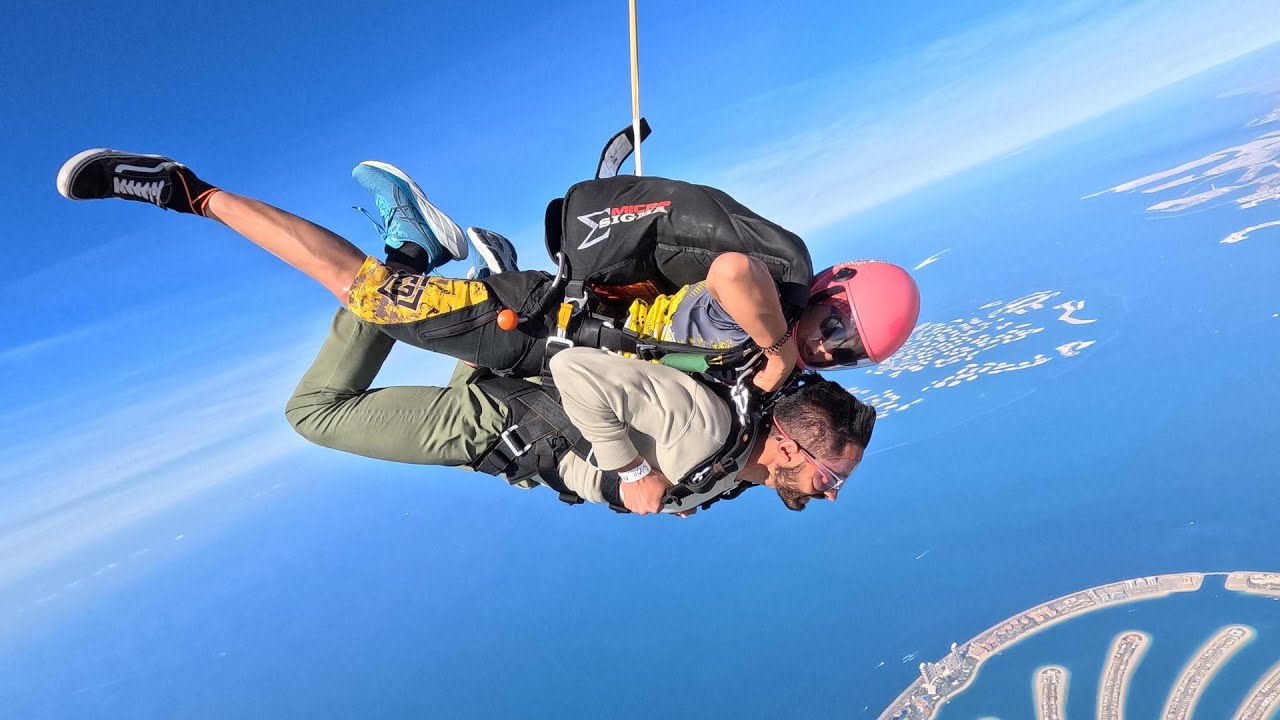 Free-falling Fantasy: Skydiving Above Dubai's Palm Jumeirah - YouTube