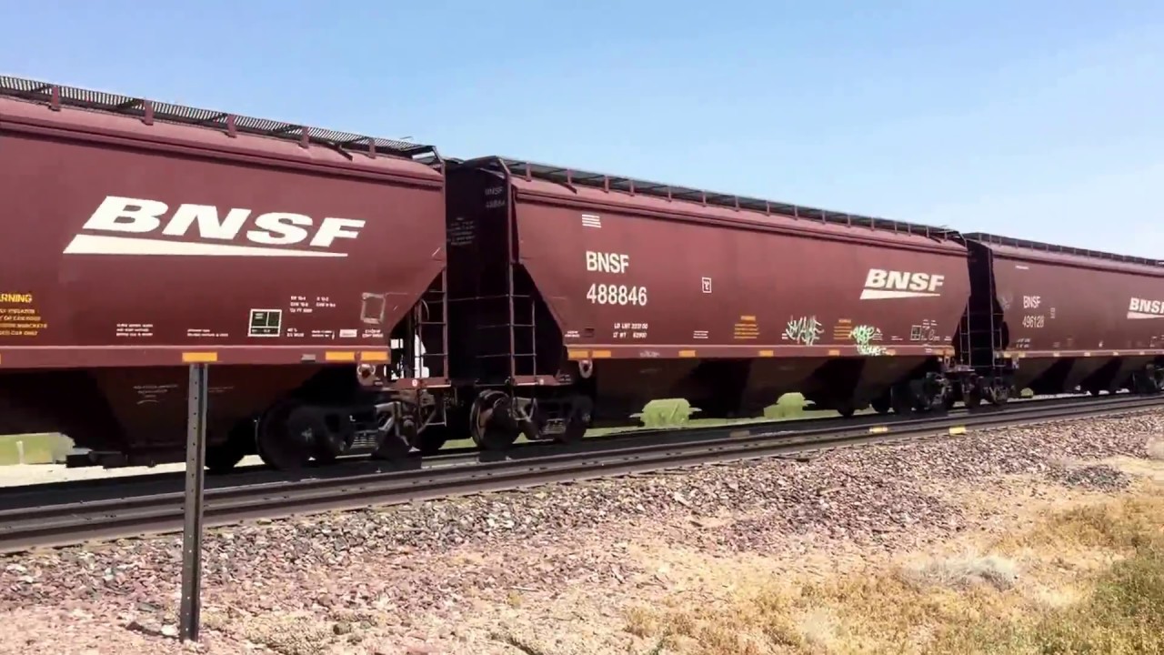 BNSF Grain train (right outside of Cut Bank Montana) - YouTube