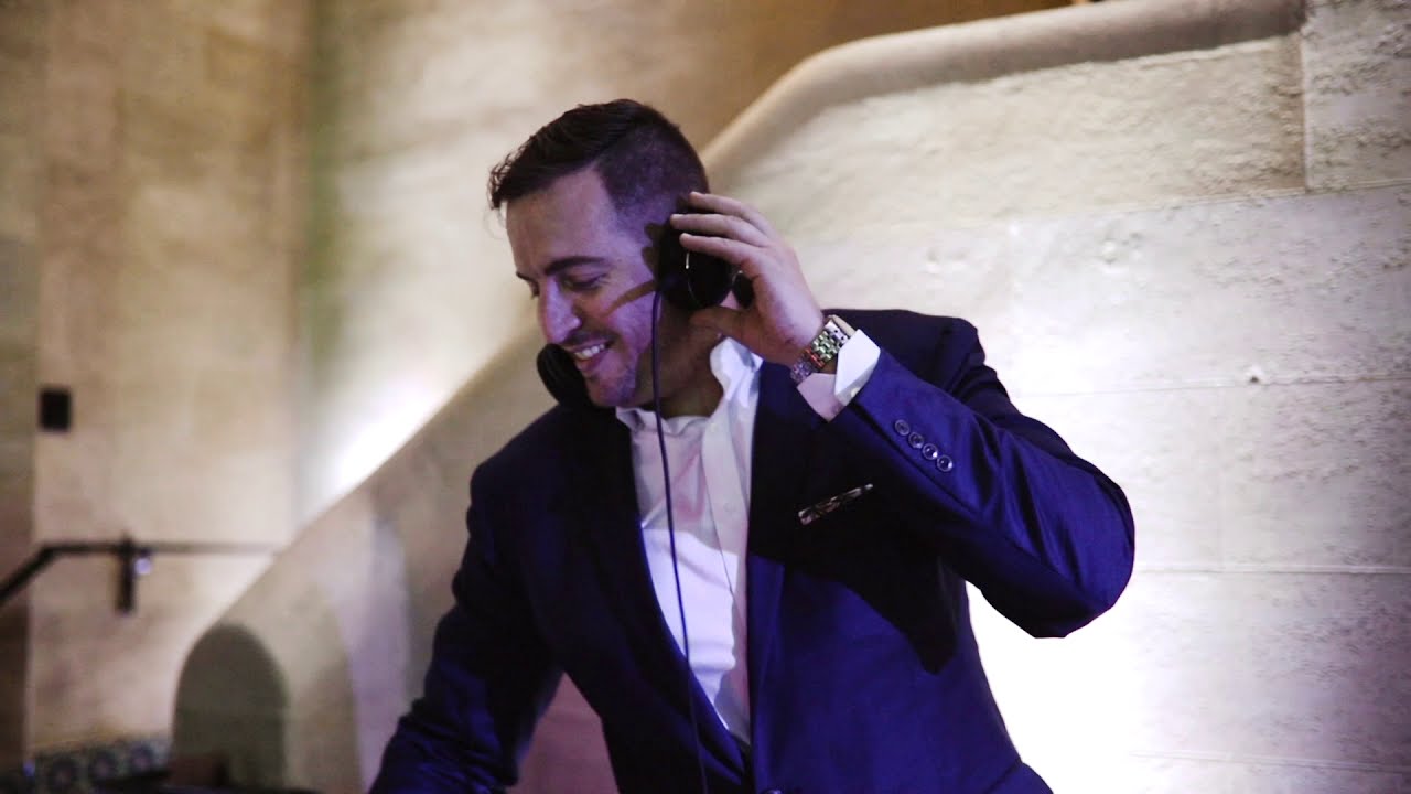 DJ Cory Barron at the Powel Crosley Estate - YouTube