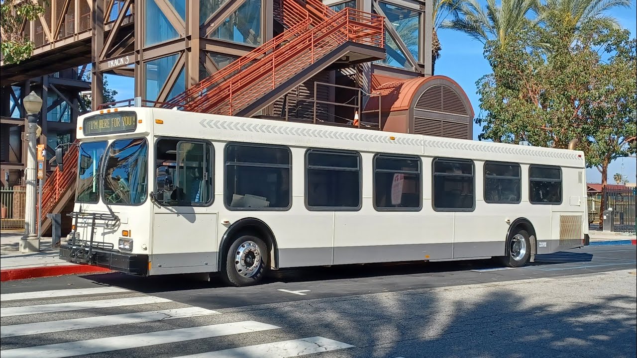 Ex OCTA 1998 New Flyer D40LF #5415 - YouTube