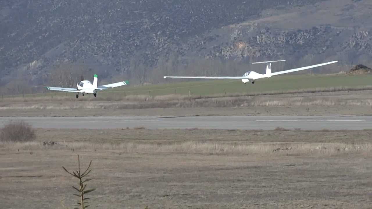 Despegue planeador Grob G103A Twin II Acro - YouTube