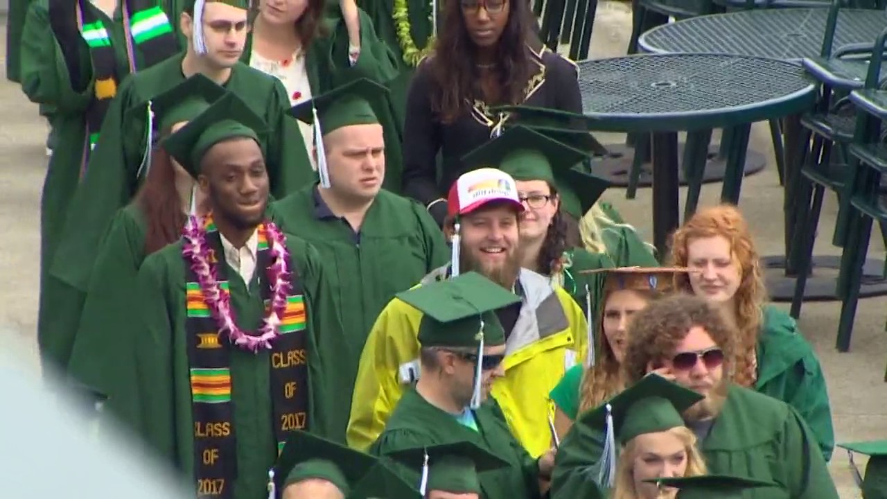 Evergreen State holds graduation despite unrest - YouTube