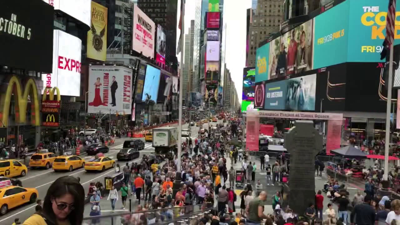 Time lapse in Times Square, New York City - YouTube