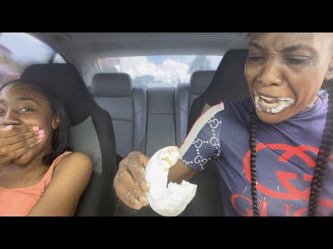 BABY POWDER DOUGHNUT PRANK ON MOM*FUNNY* - YouTube