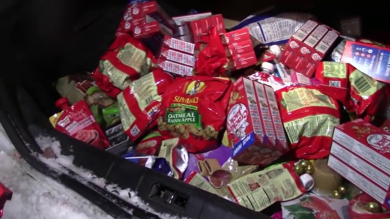 Dumpster Diving With Cracker Jack!! Junk Food Over Load Eating Garbage ...