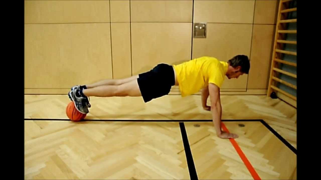 Core Stability, Balance and Abbs - How to train with a basketball 1 ...