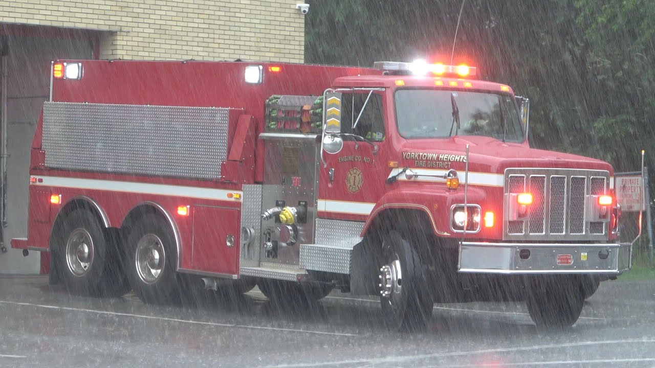 Yorktown Heights FD Engine 272 & Tanker 14 Responding - YouTube