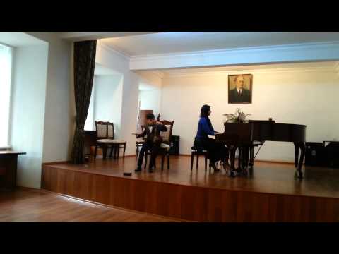 Rustembeyli Eli (3-cu sinif)- Uzeyir Hacibeyov, Vetenperver qiz