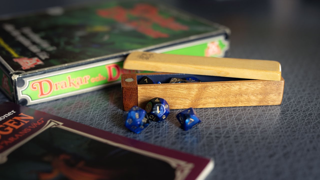 Making a Walnut Dice Box with Kolrosing Details - YouTube