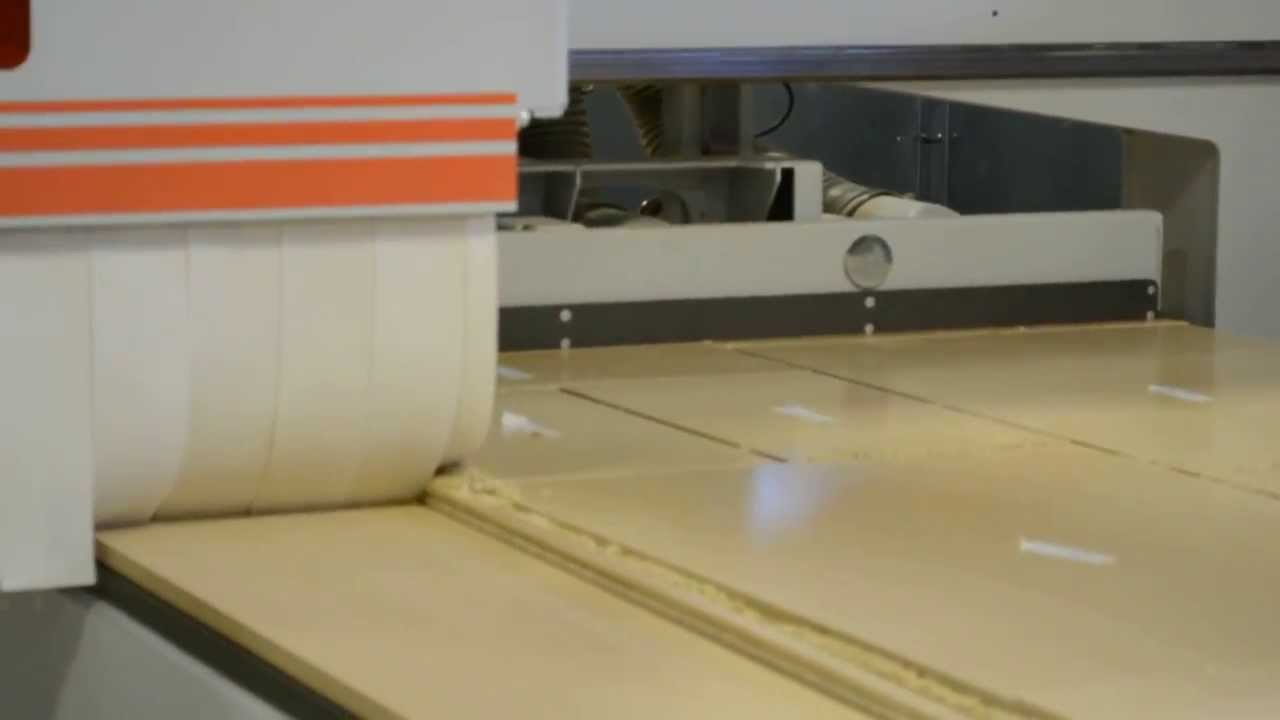 Holz-Her Dynestic CNC router with off-loading at Troy Cabinet - YouTube