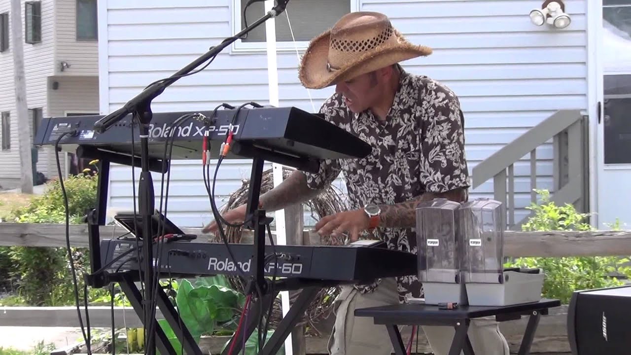 Gregg Sansone plays at Sunset Bay Party - YouTube