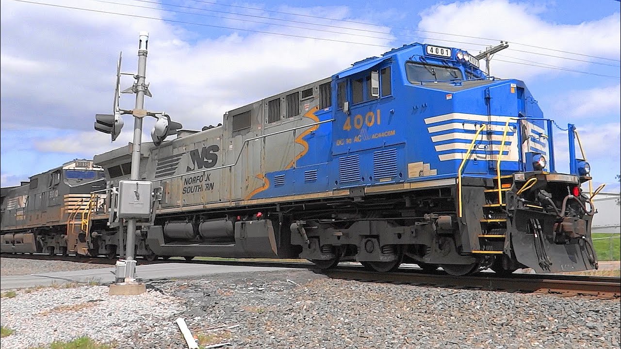 Norfolk Southern Blue Mane Conversion Engine Leads Mixed Train - YouTube
