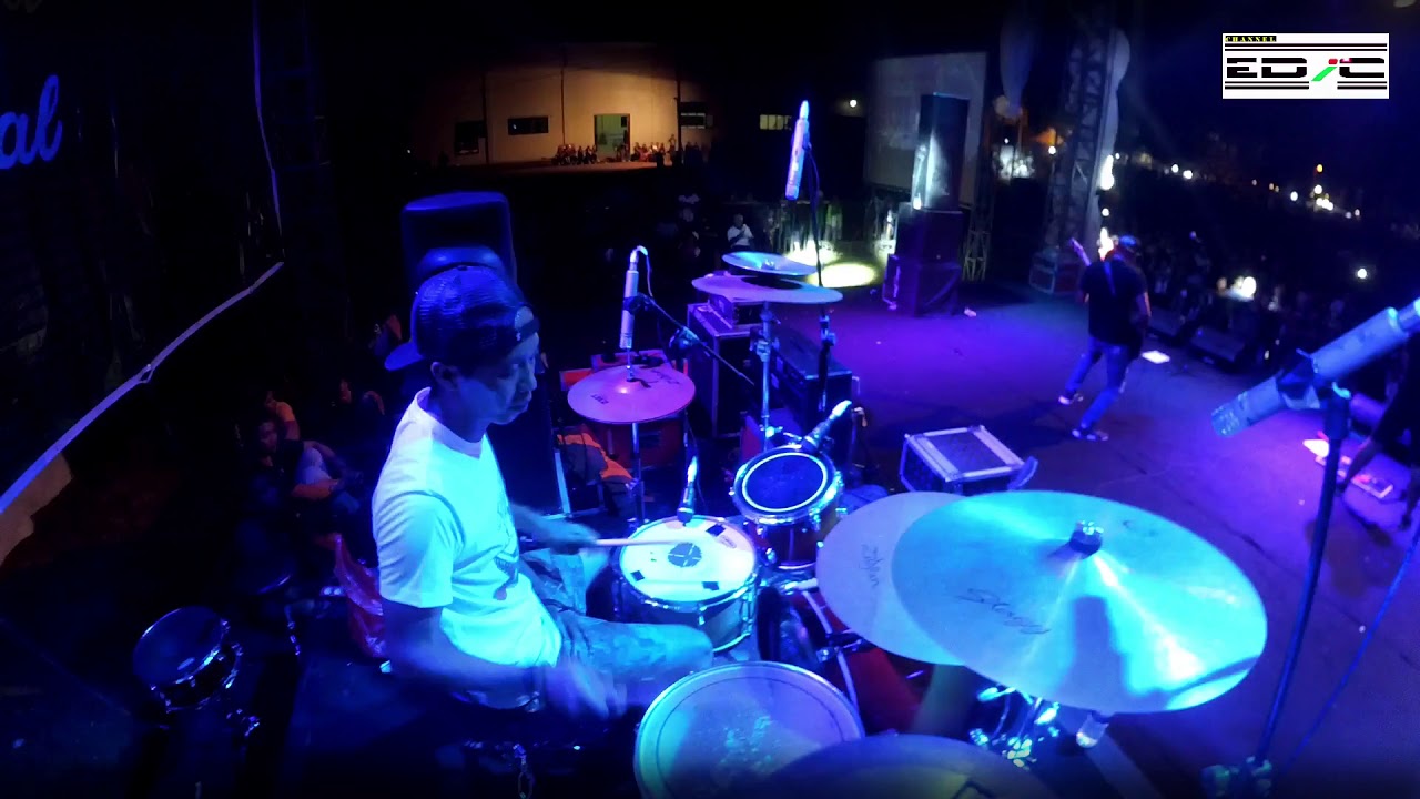 4wD Band Bali - YouTube