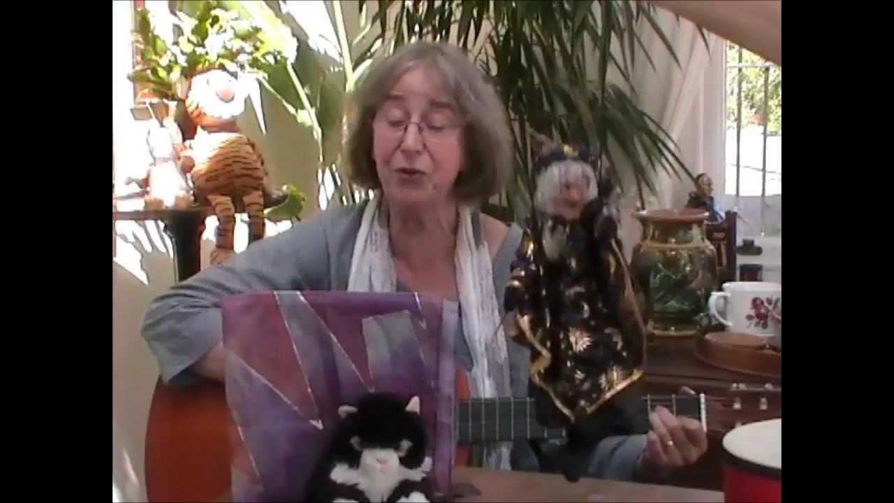 There was an old witch - a song for Halloween with an extra verse - YouTube