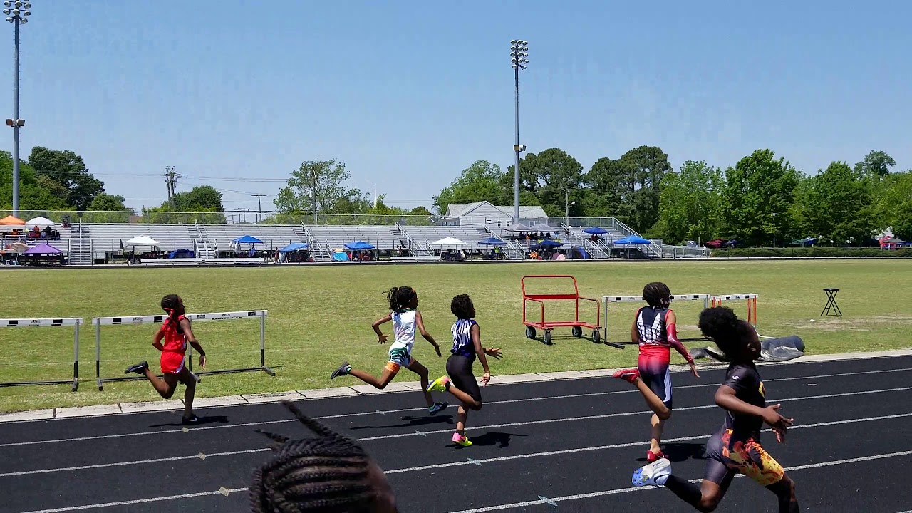 Pharrah Taylor & Amiyah Smith 7-8 100m final 5/12/18 - YouTube