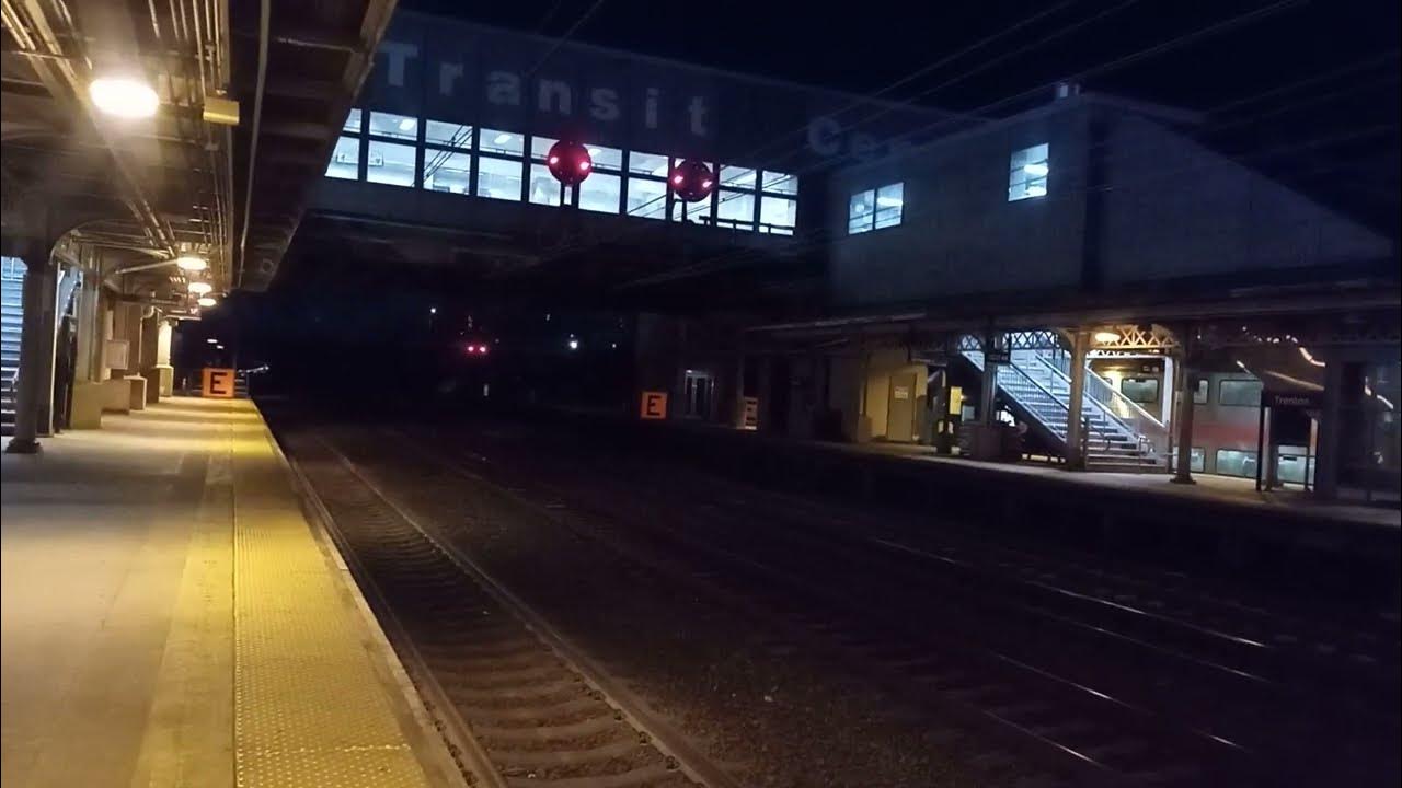 Amtrak MOW Light Engine Move On Opposite Track at Trenton, NJ - YouTube