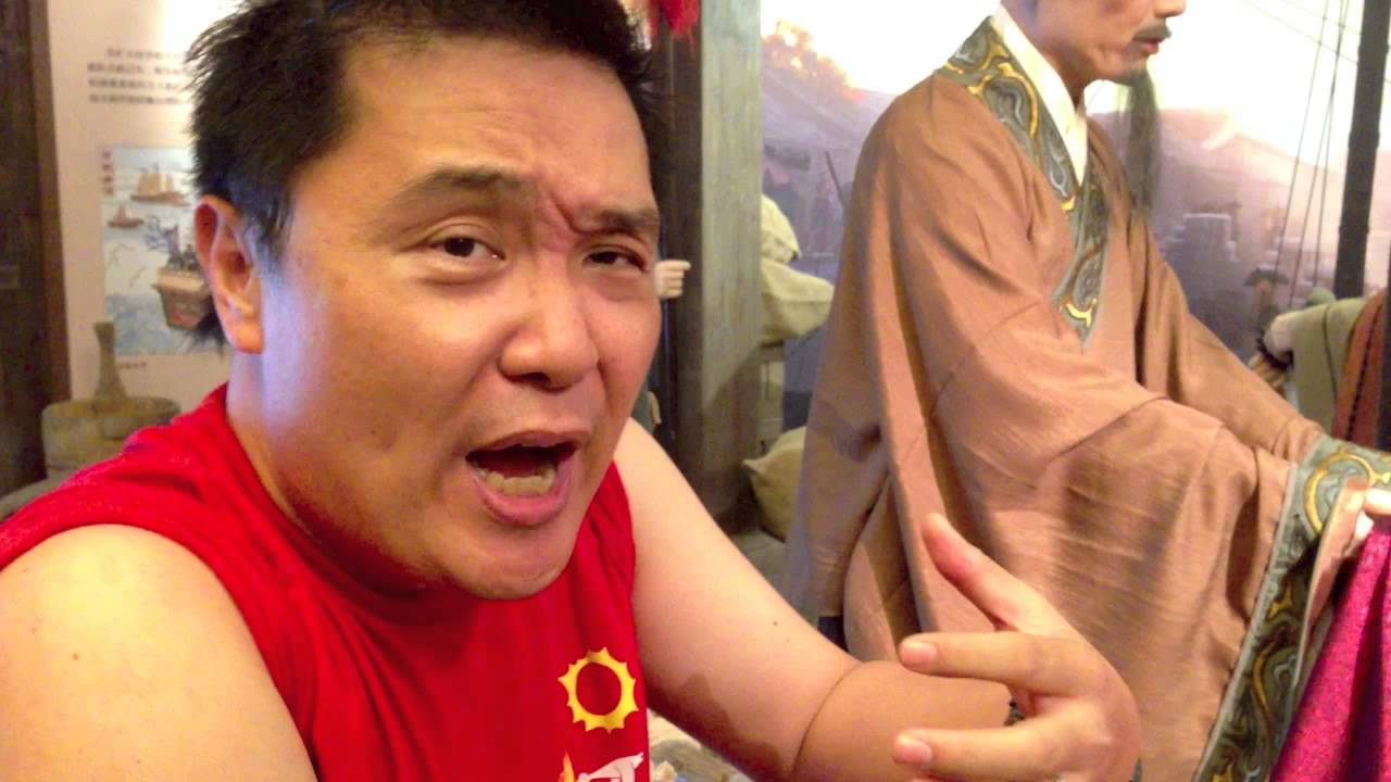 the mrbrown show: Kim Huat goes to Nanjing - YouTube