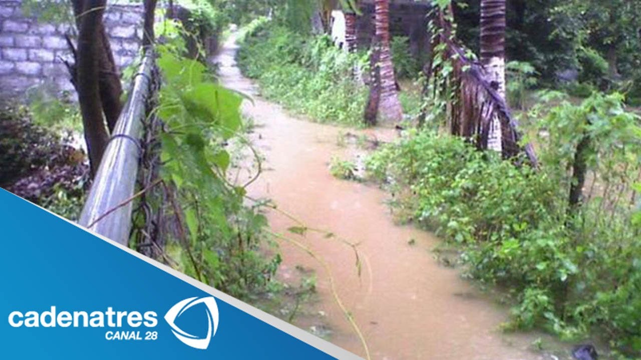Se desborda río de Tehuantepec en Oaxaca / River overflows in ...