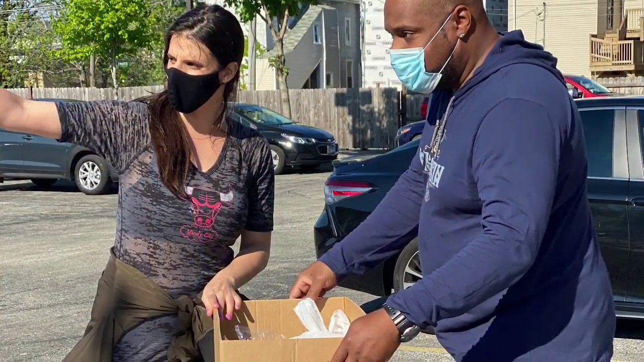 Social Change’s Fresh Food & PPE Giveaway with Pious Projects - YouTube