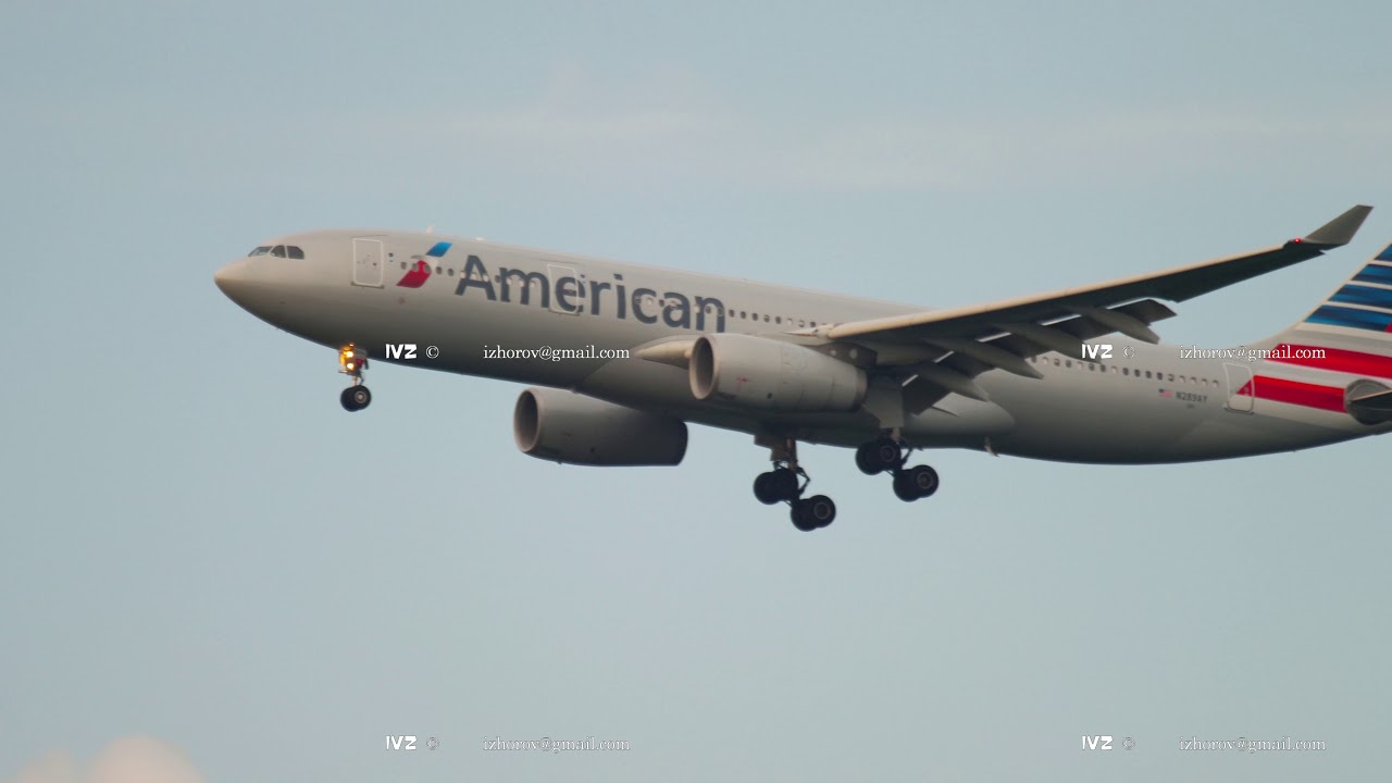 Airplane approaching before landing - YouTube