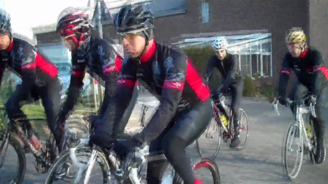 2011 Mijn eerste wegrit met de Biesmannen op Merida koersfiets - YouTube